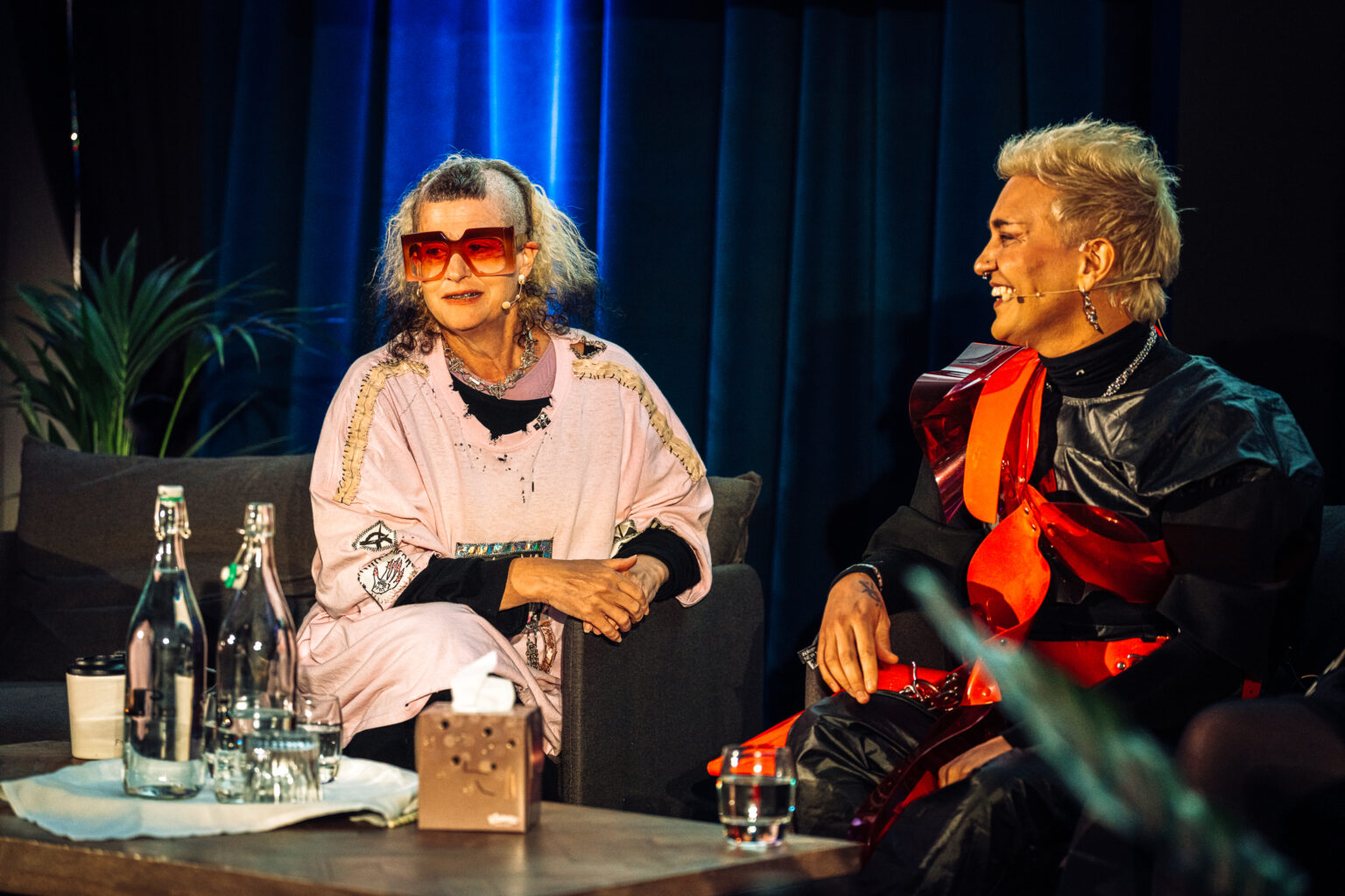 Listen Back: Peaches, ILĀ & Roisin O'Connor Live from The Great Escape ...